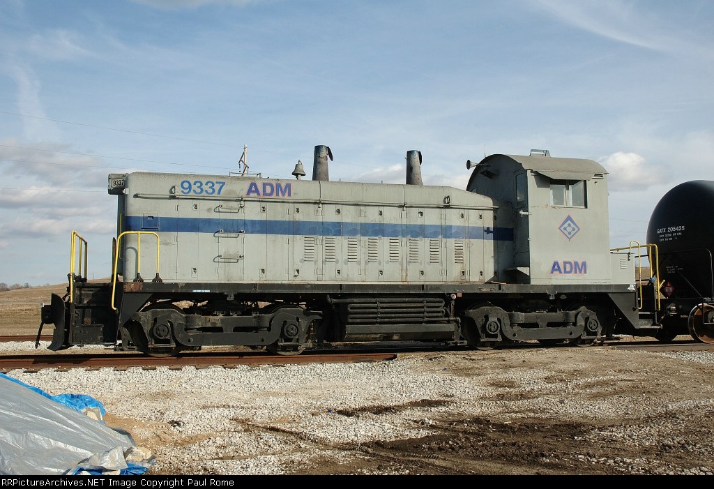ADMX 9337, EMD SW1200, ex CR 9337, ex PRR 7918, working at ADM's Ethanol Plant